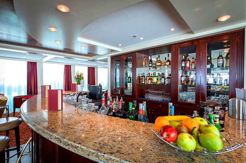 Cruise liner Monarch Queen from Gate 1 Travel: cruise prices ...